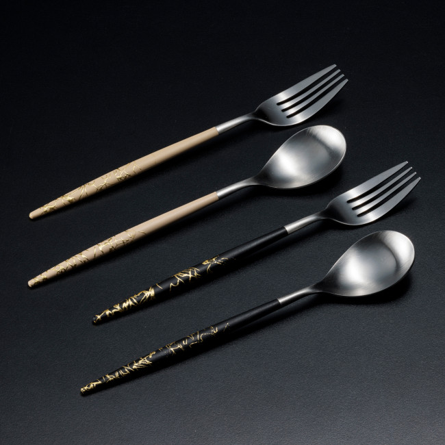 Cutipol MIO – Gold Thread Pattern (Set of 4)【Free Shipping】 - Craftwork