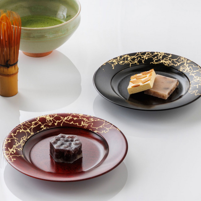 Gold Thread Lacquer Plate (S) (Black) 【Free Shipping】 - Craftwork